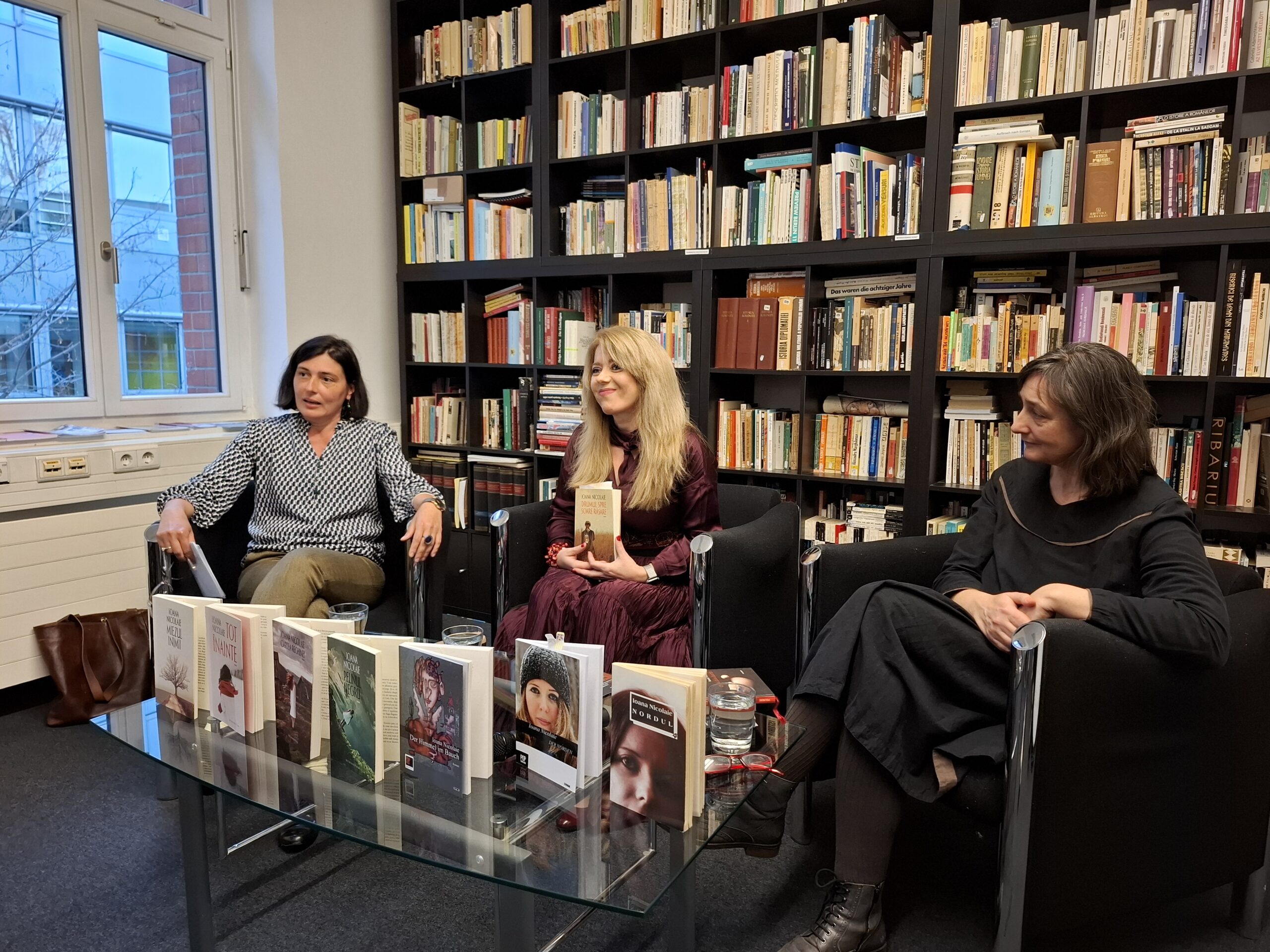 „Drumul spre soare răsare” - O seară memorabilă cu Ioana Nicolaie la ...